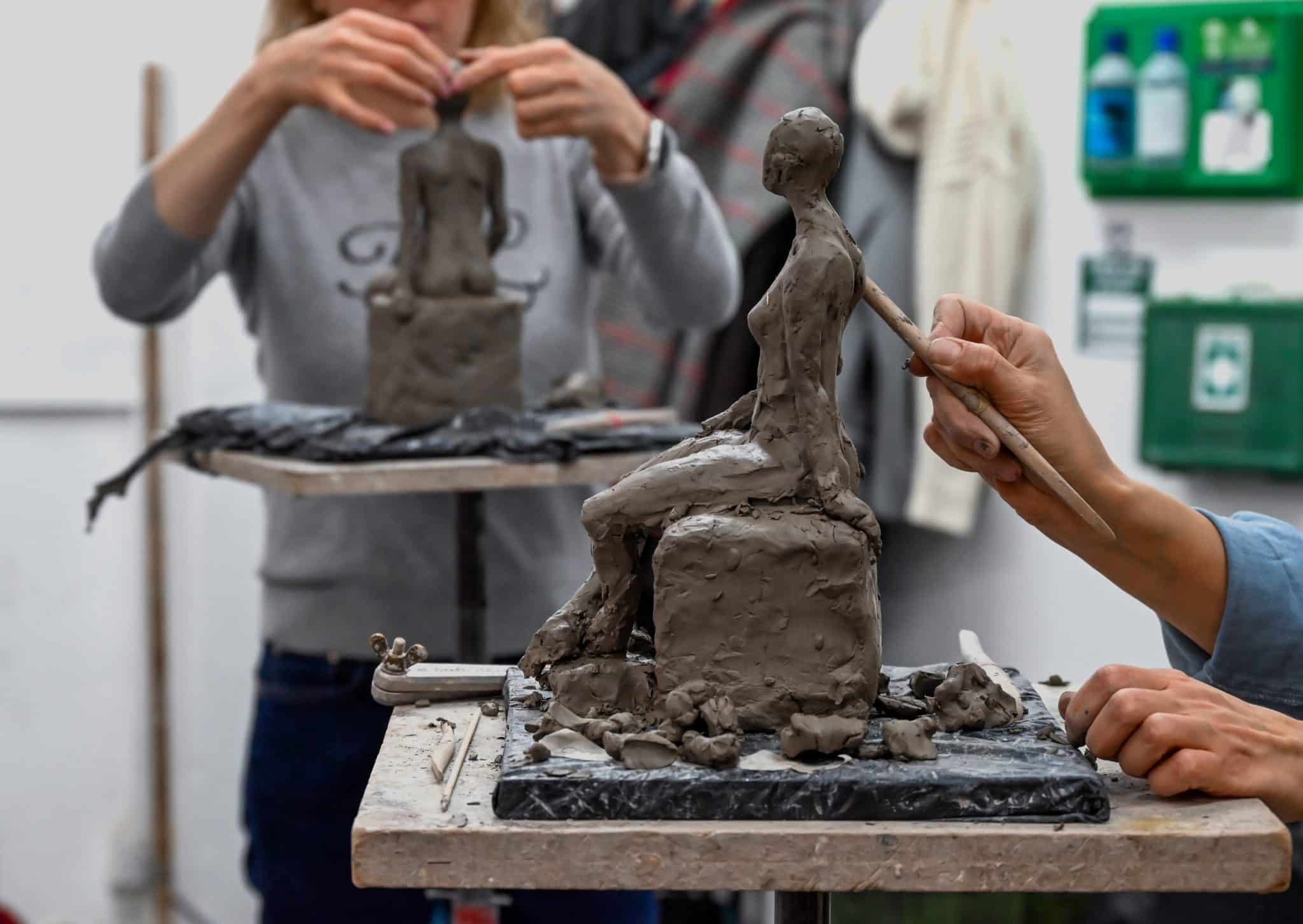 Introduction to Sculpture - Art Academy
